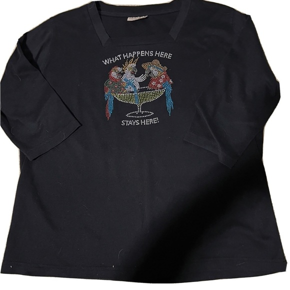Isaacs Designs | Tops | Isaacs Designs Top Xl What Happens Here Stays ...